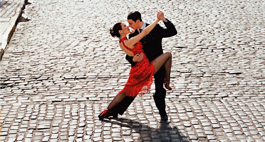 Tango y salud: 10 razones para sacar viruta al piso - Movida Sana